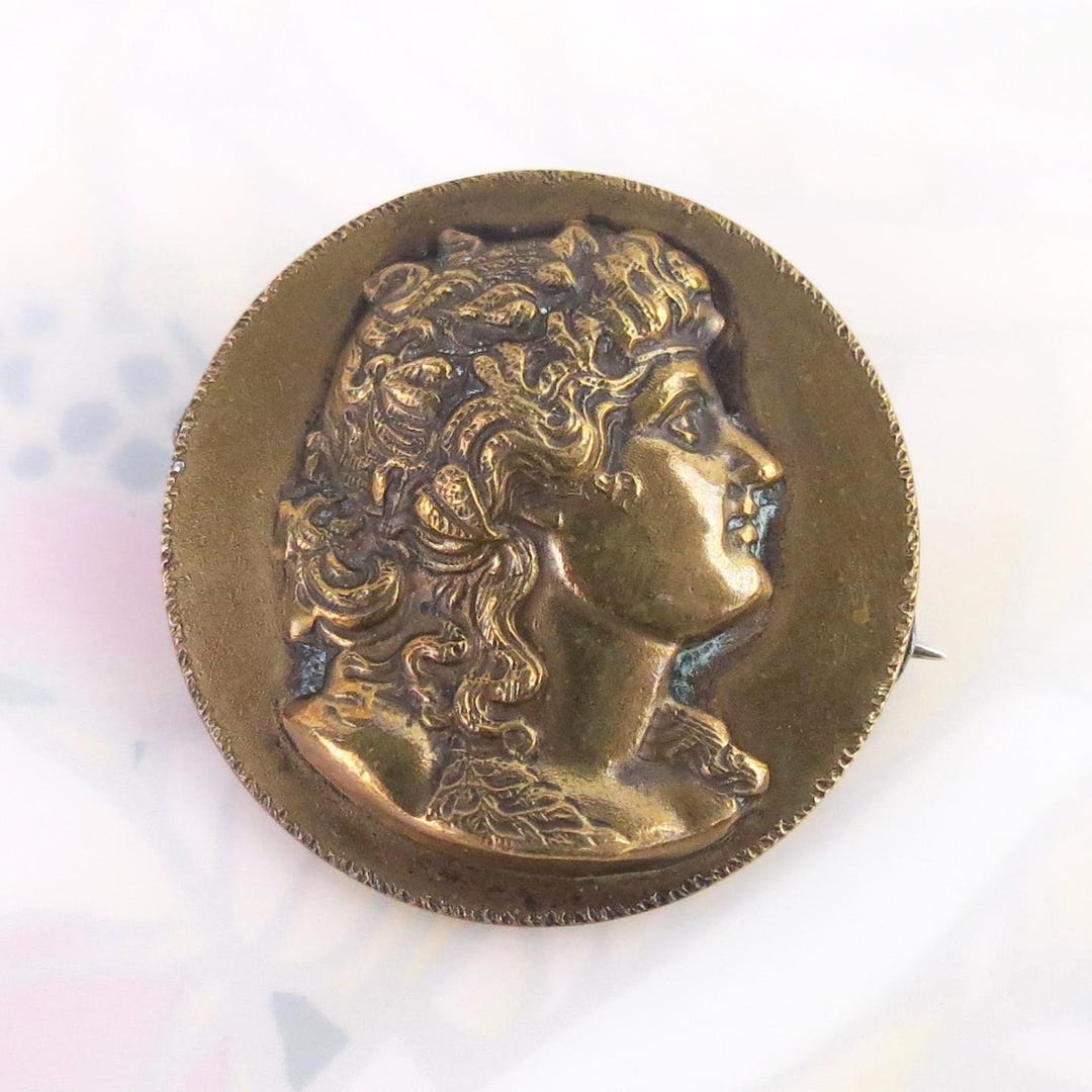 Antique German Brass Cameo Style Design Eingetr Muster Button ...