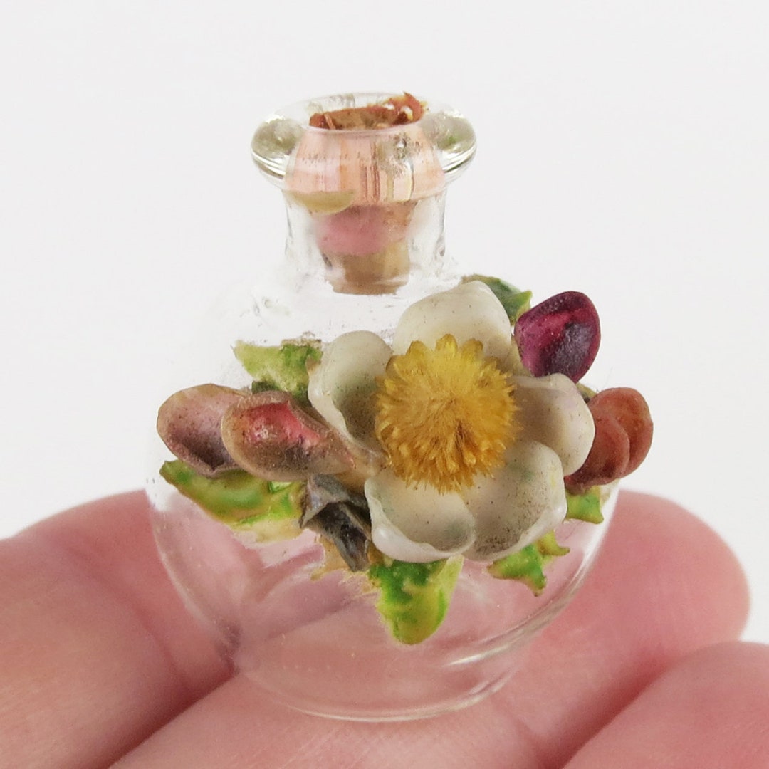 Tiny Vintage Miniature Handblown Glass Bottles With Applied Seashell ...