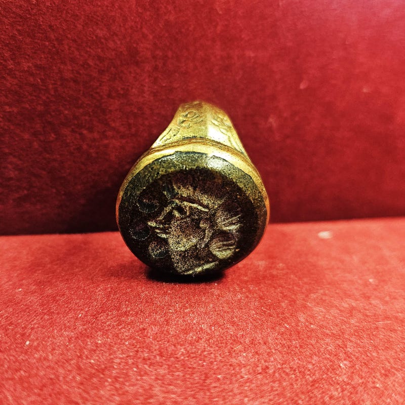 Haunted Ring - Etsy