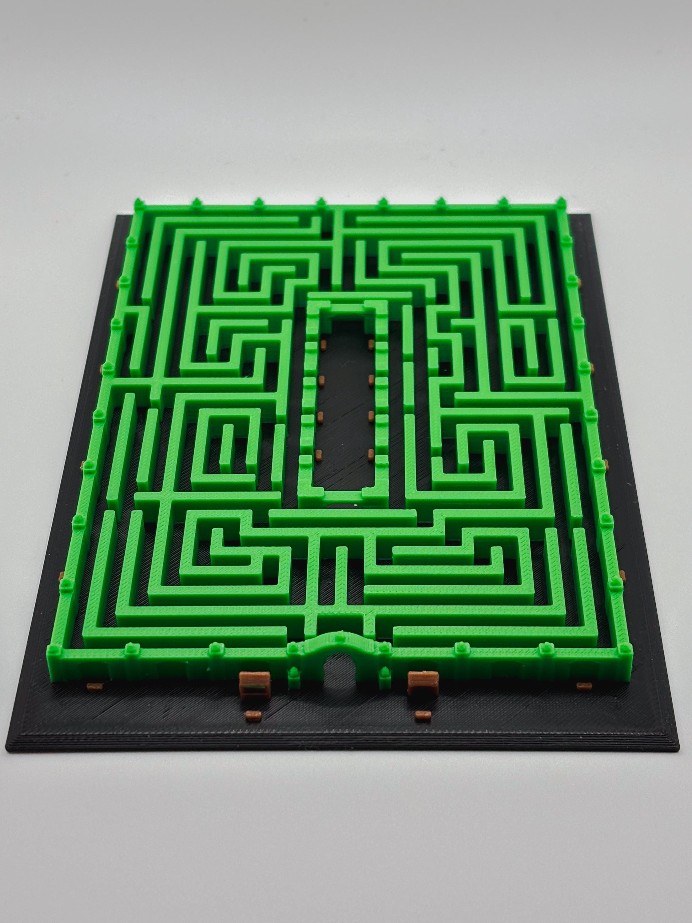 The Shining - Overlook Hotel Hedge Maze 3D Printed Model - Kubrick - UK ...