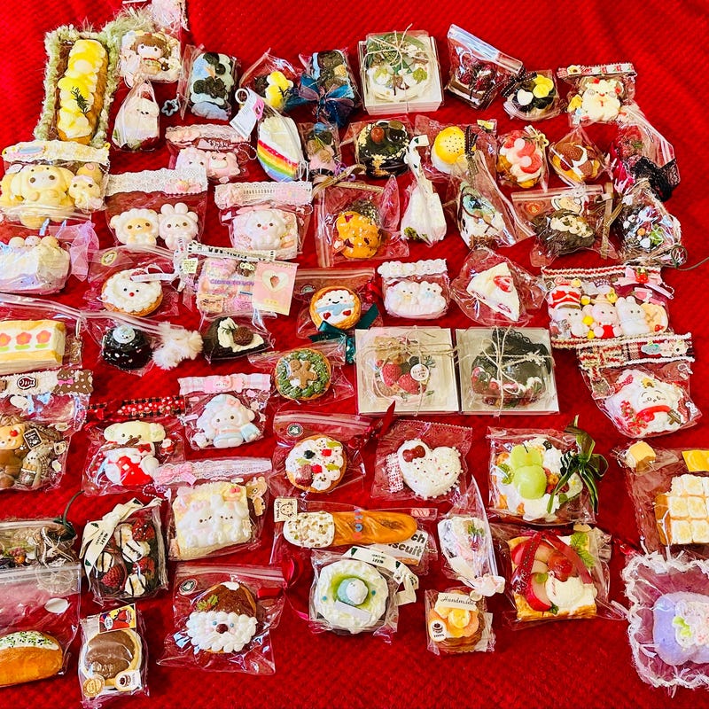 Tabs Squishy Box - Etsy