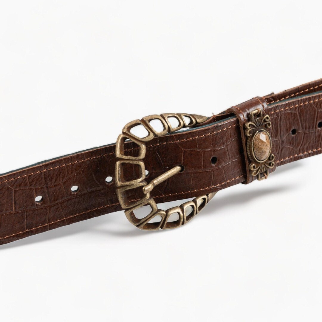 Brown Leather Belt With Decorative Stone and Gold Buckle - A Touch of ...