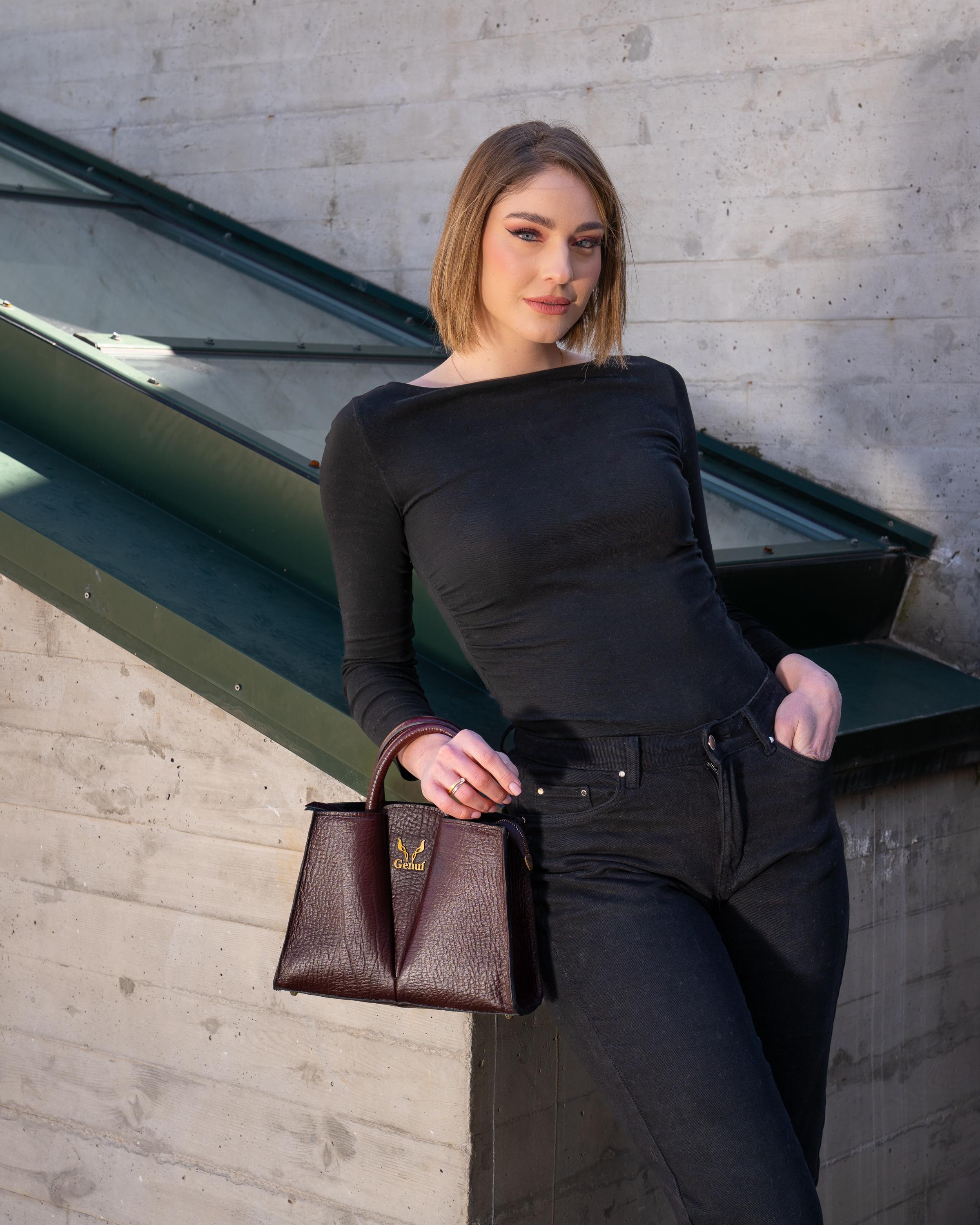 Bordeaux Leather Handbag With V-shape – Handcrafted Elegance and ...