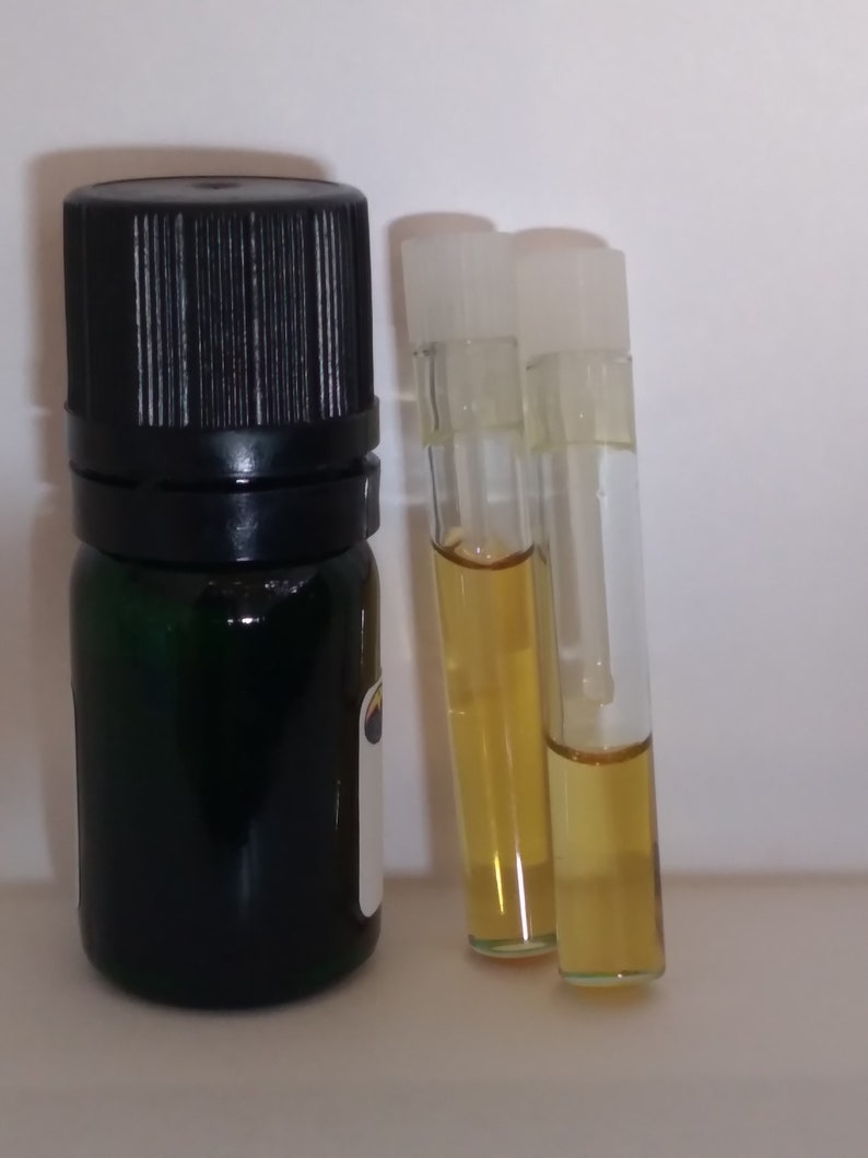 White Lotus Absolute, 100% Pure, Undiluted, Solvent Extracted White ...