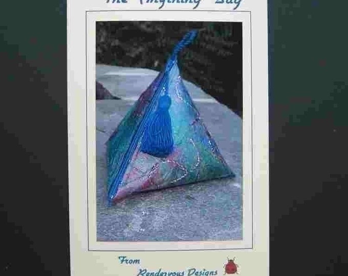 Intriguing Anything Triangle Bag - Zippered Pouch - PATTERN ONLY - PDF ...