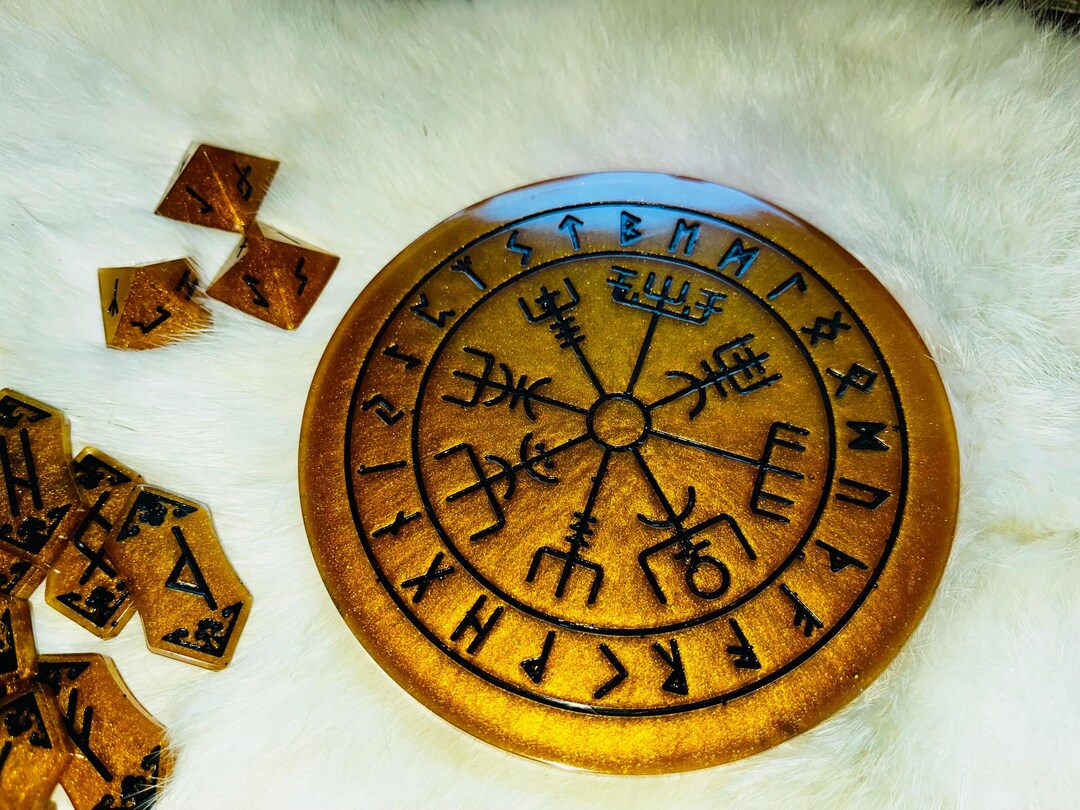 Viking Runes , Viking Norse Runes, Elder Futhark Runes With Altar Plate ...