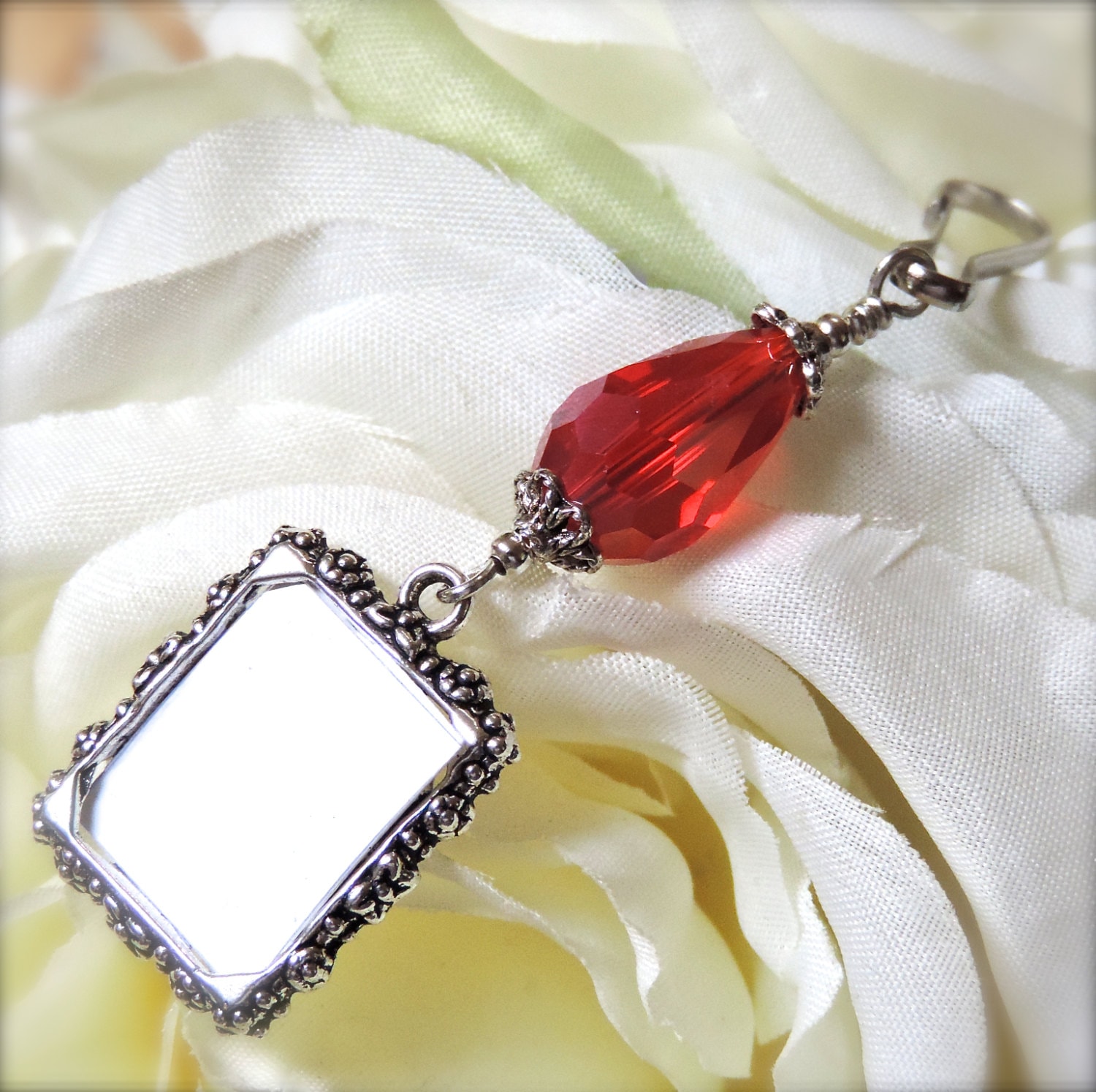 Wedding Bouquet Photo Charm With Small Picture Frame and Red - Etsy UK