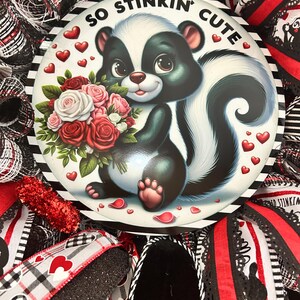 So Stinkin Cute Valentines Day Skunk Wreath/handmade/heart/gift/holiday ...