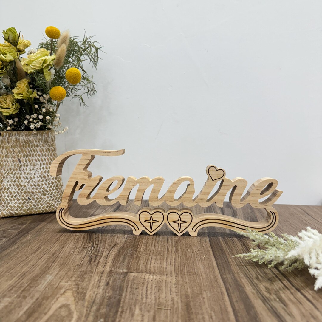 Custom Heart Wooden Name Sign: Personalized Wedding Anniversary Decor ...
