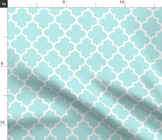 Turquoise Quatrefoil Pattern
