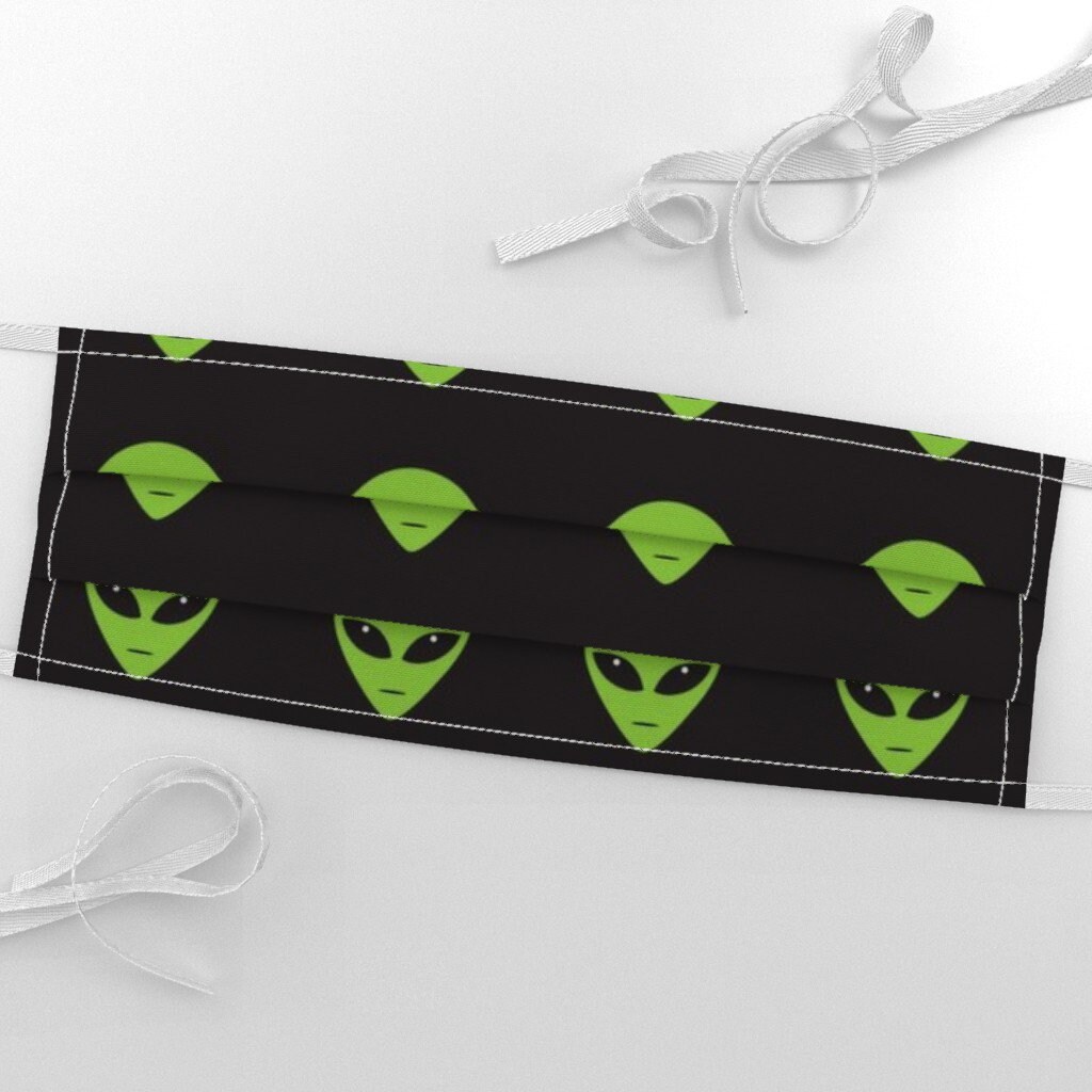 Alien Head Fabric Bright Lime Green Aliens at Night Space - Etsy