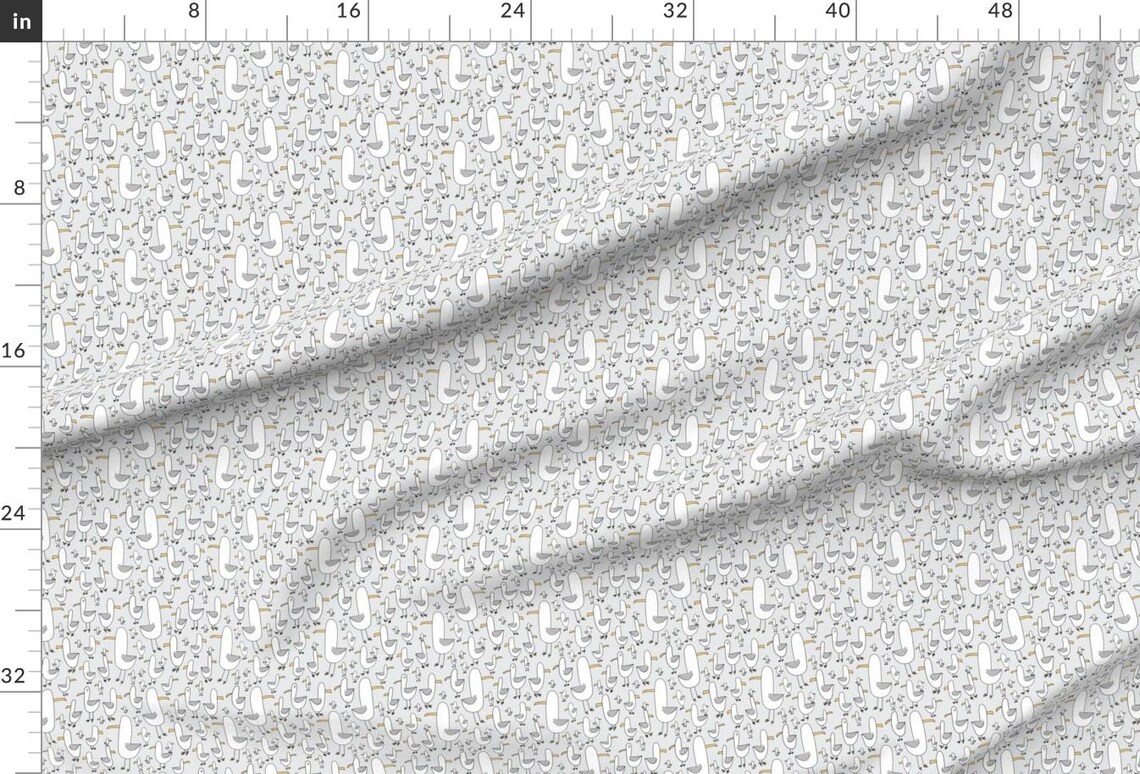 Seagull Fabric - Gulls (light Grey + Gull Grey) by Pattyryboltdesigns ...