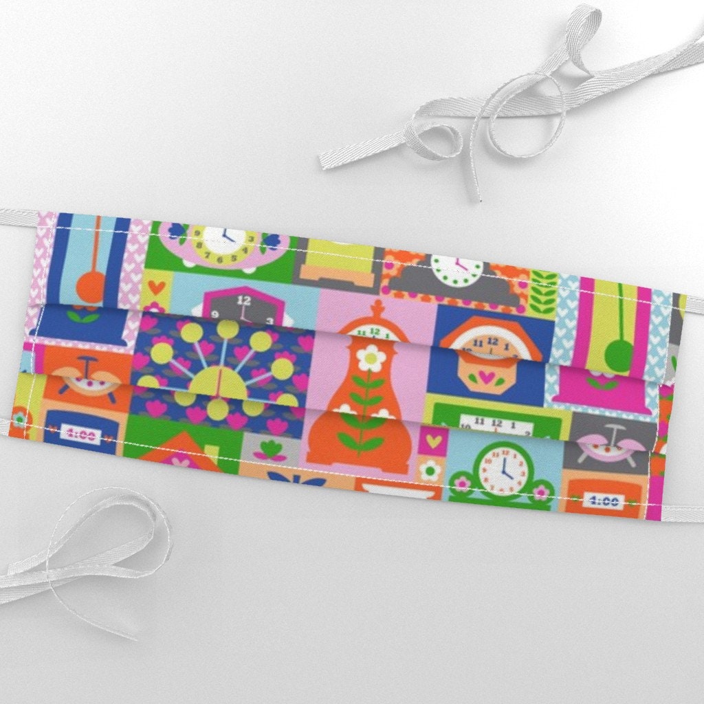 Kitsch Clocks Fabric Good Times by Cerigwen Retro Vintage - Etsy