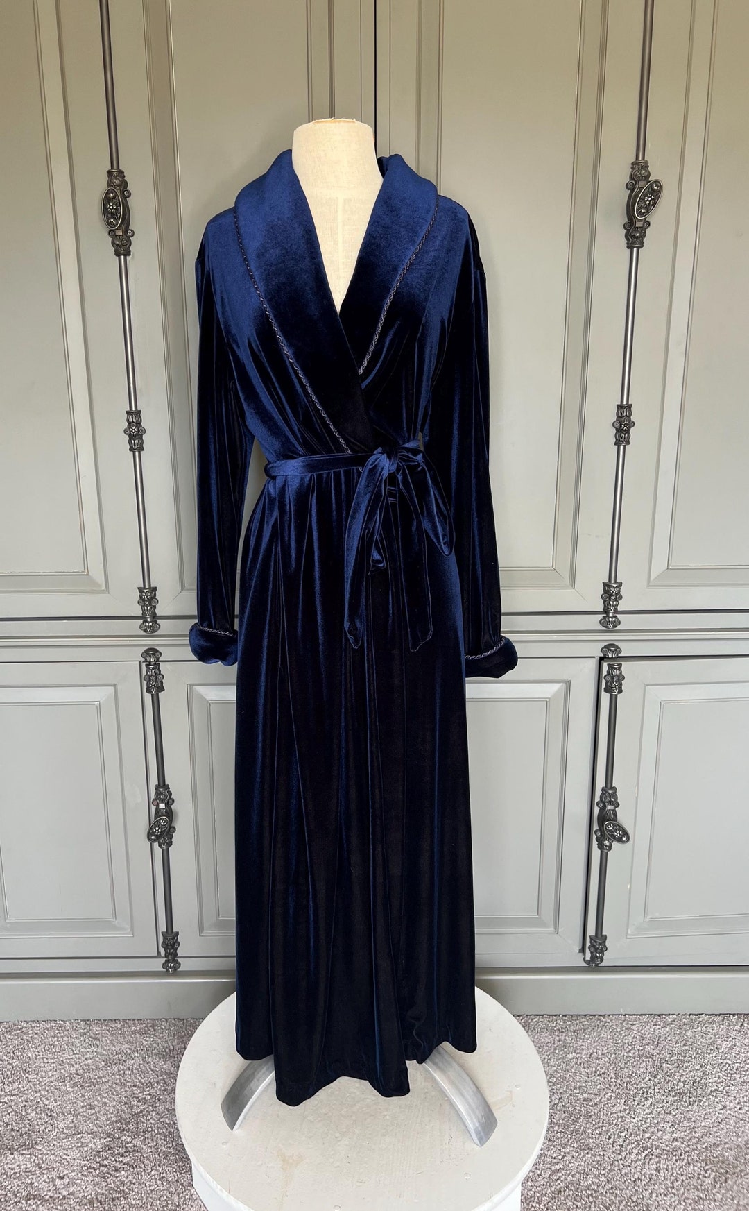 Gorgeous Blue Velvet Plush Bathrobe/getting Ready Robe Size 10/12 - Etsy