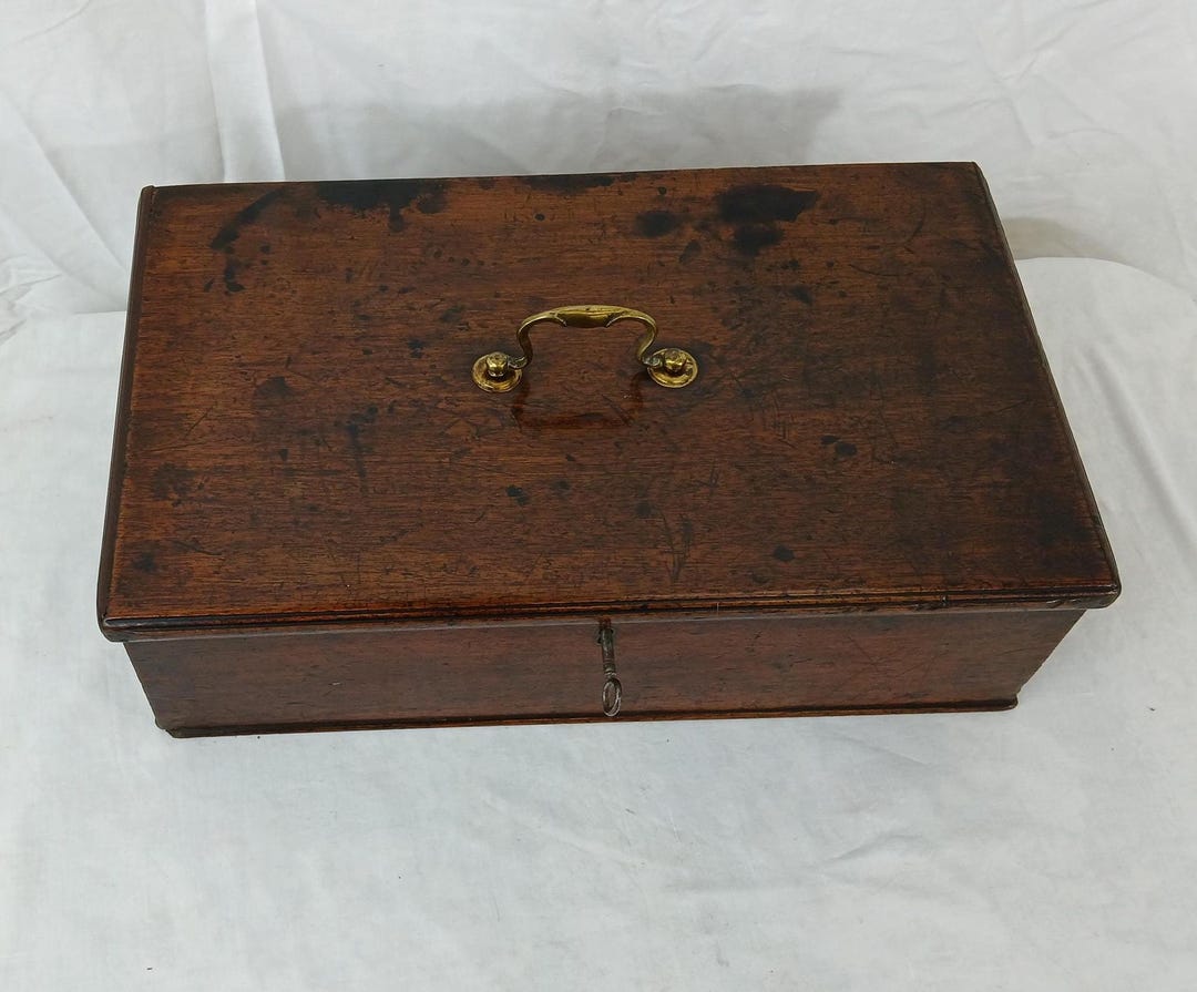 Geo III Deed Box - Etsy