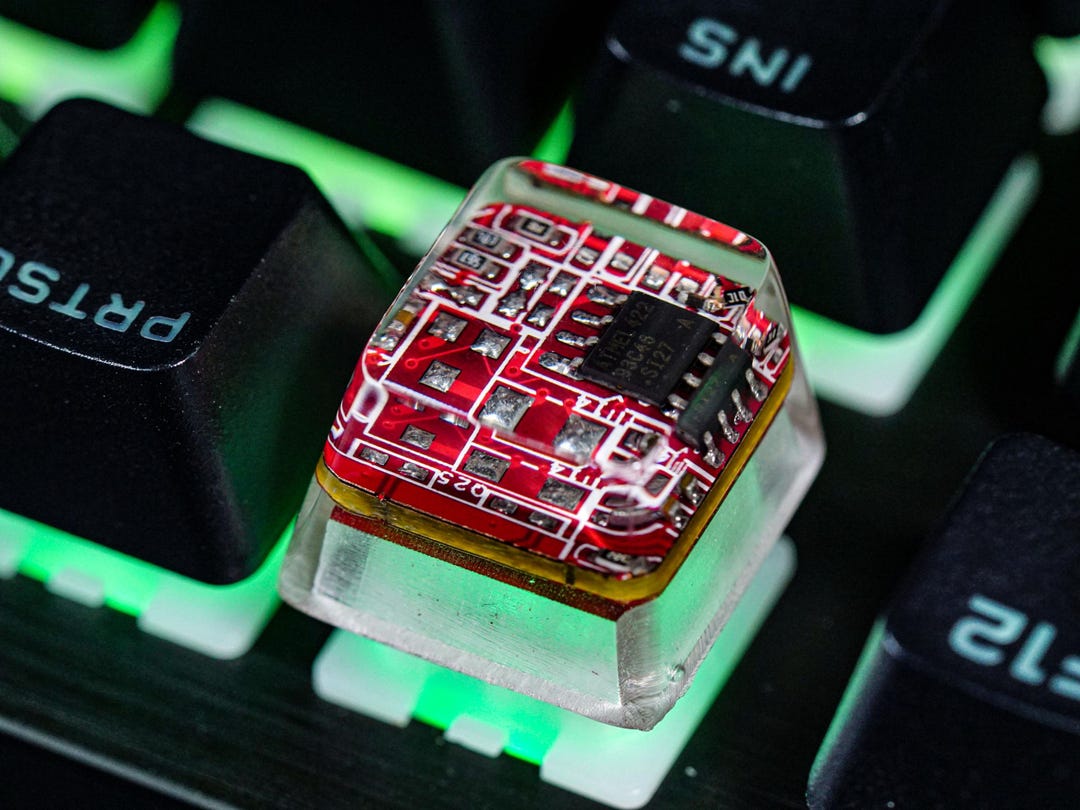 Red Recycled Circuit Board Keycap, Eco-friendly Artisan Resin Keycap ...