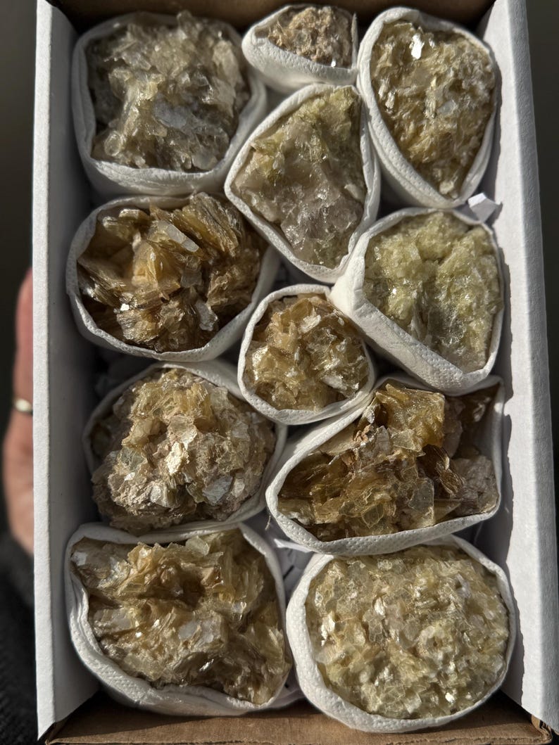 Star Mica Cluster Box | Raw Mica Pieces | Box of 9-13 Mica Crystals ...