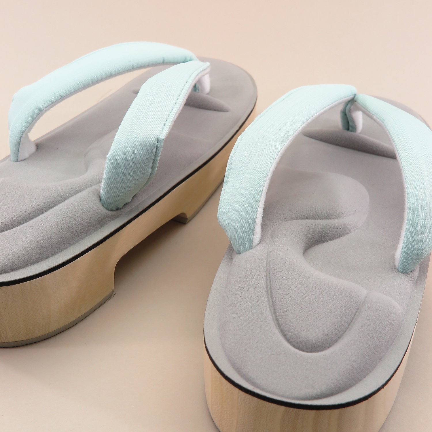 Japanese Wooden Geta 'pido Heel' Plain Green Tones Kimono Clothing ...