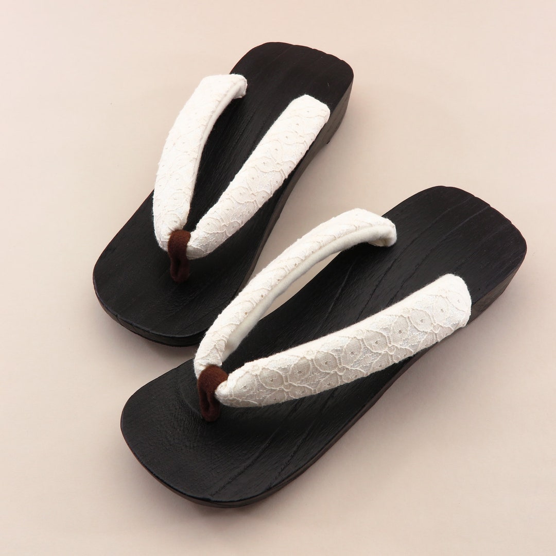 Japanese Wooden Geta Lace White Tones Kimono Clothing Shoes Sandals ...