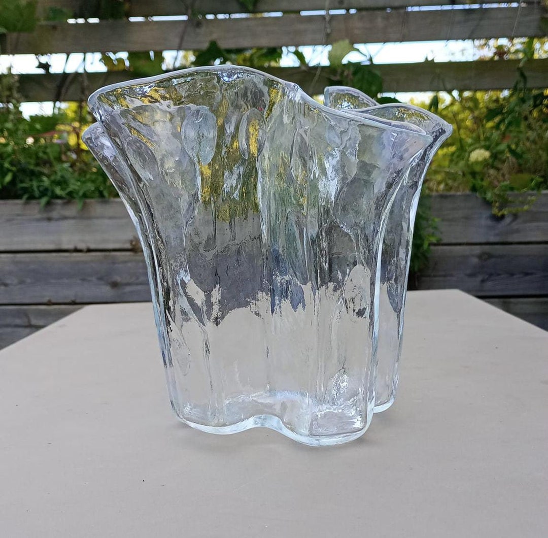 Muurla Glass Vase – Beautiful Finnish Design | Handcrafted Decorative ...