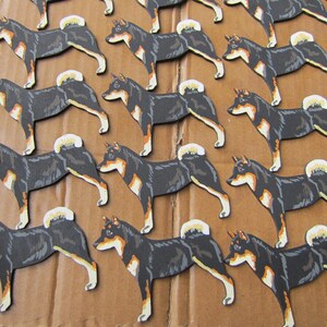 Hand-painted SHIBA INU TRI Color Wood Christmas Ornament...artist ...