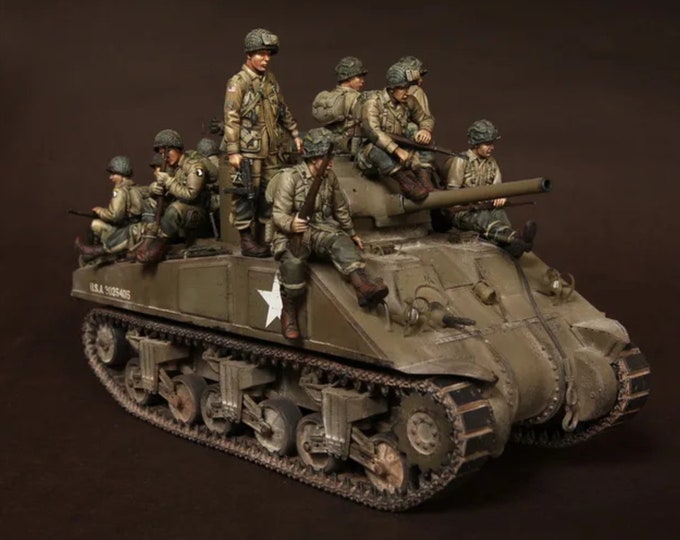 1/35 Scale Resin WW2 Sherman Tank Rider Figure Set Airborne Soldier 12 ...