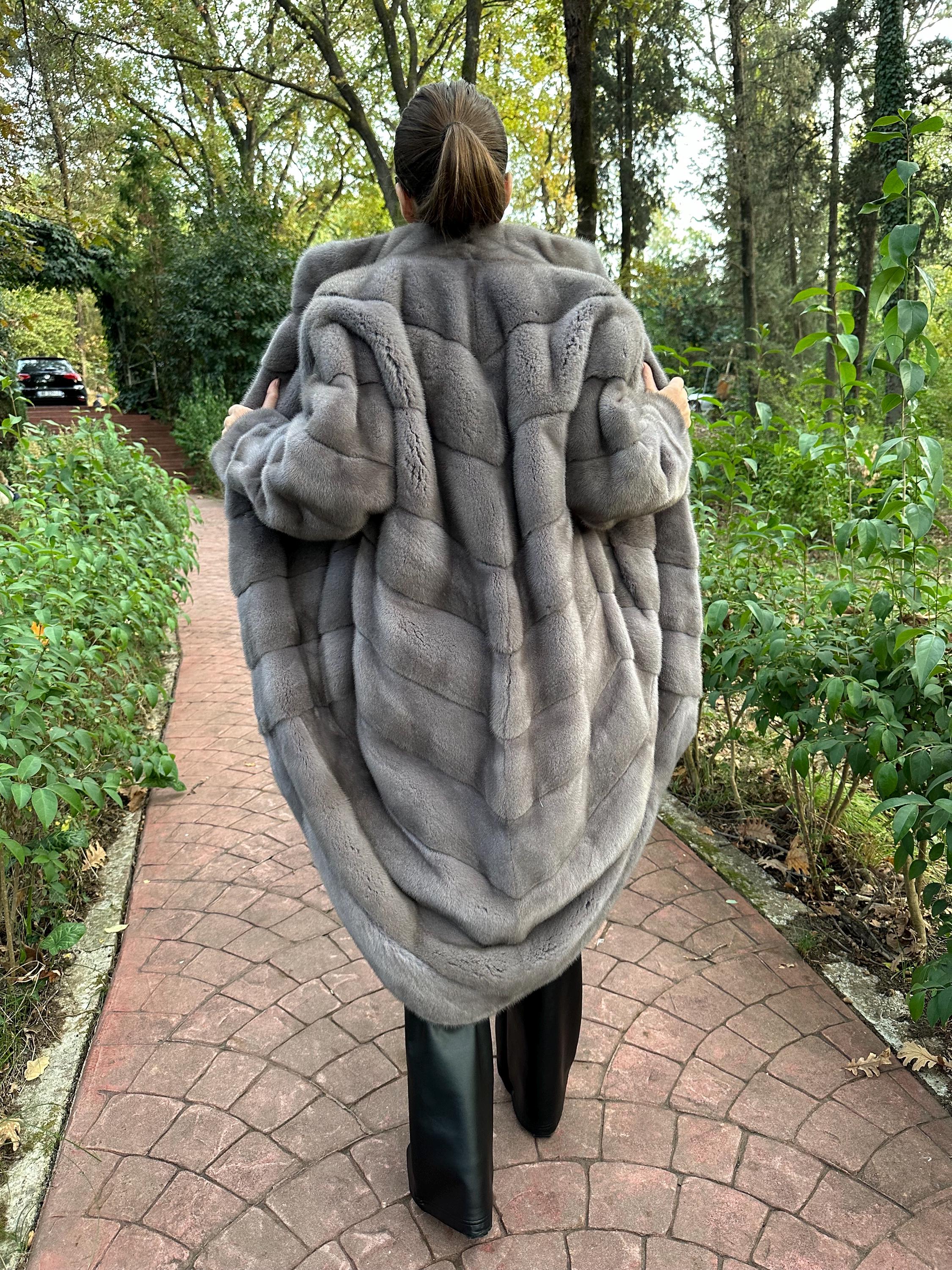 New Grey Mink Fur Coat in Medium Size, Highest Mink Fur Quality, Never ...