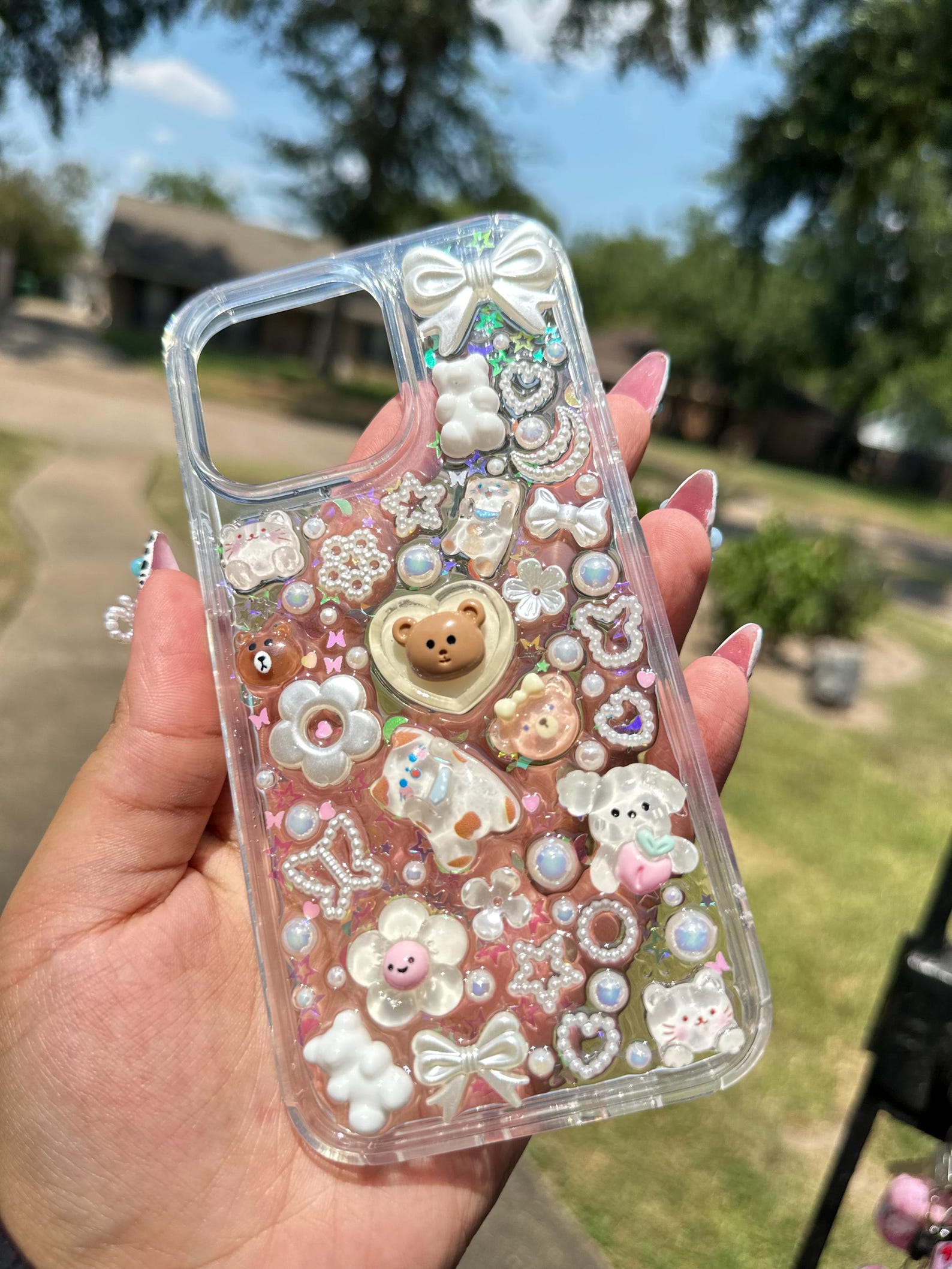 White Themed Junk Case ୨ৎ - Etsy