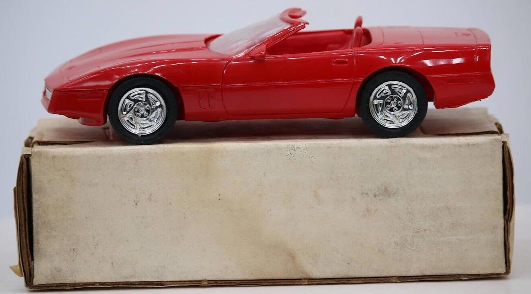 AMT/ERTL 1990 Corvette Convertible Bright Red Promo Model 1:24 #6044 - Etsy