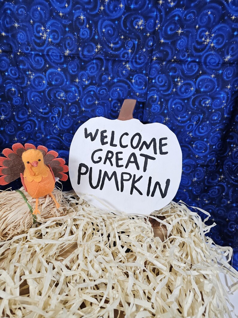 Welcome Great Pumpkin Wooden Sign - Etsy