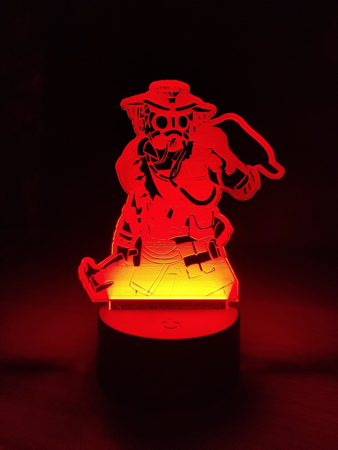 Bloodhound Desk Bedside LED Light | Apex Legends Inspired | Gift for ...