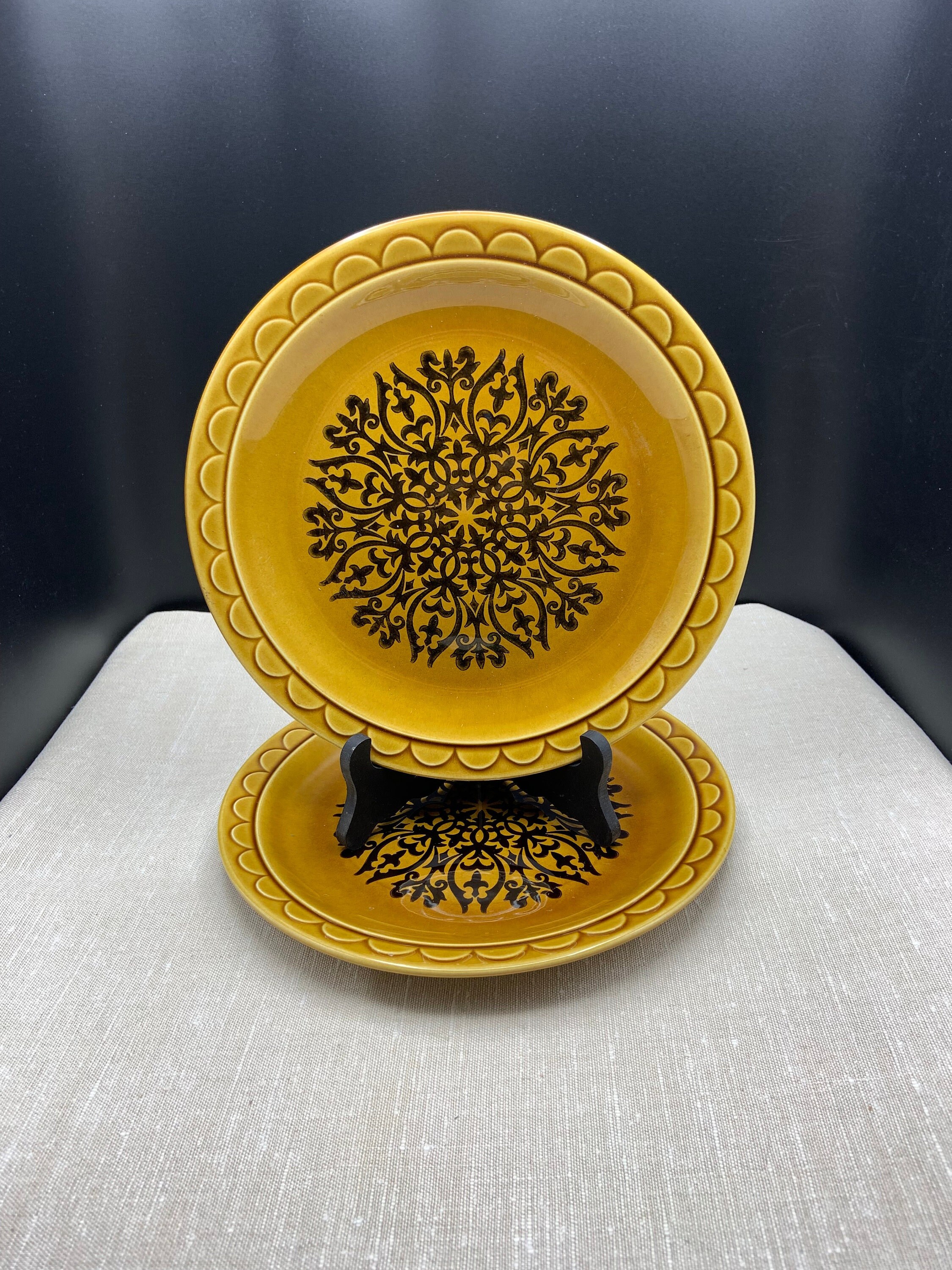 Vintage Coventry Castilian Dinner Plates - Homer Laughlin Castilian ...