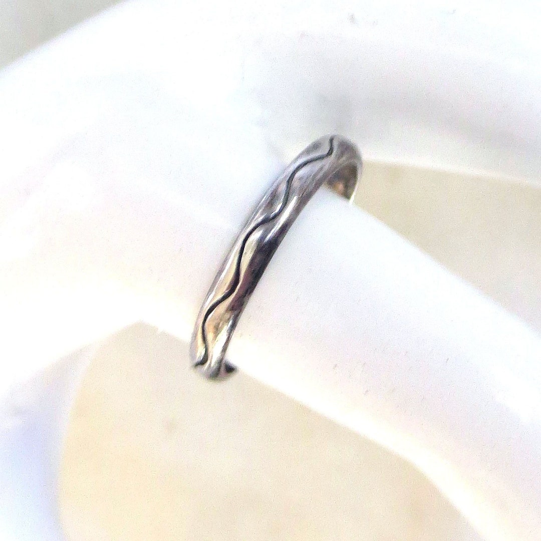 Sterling Silver Snake Symbol Band Ring in a Southwest Design Vintage ...