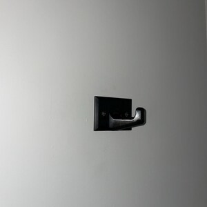 Simple Modern Compound Bow Hanger (wall Mount) - Etsy