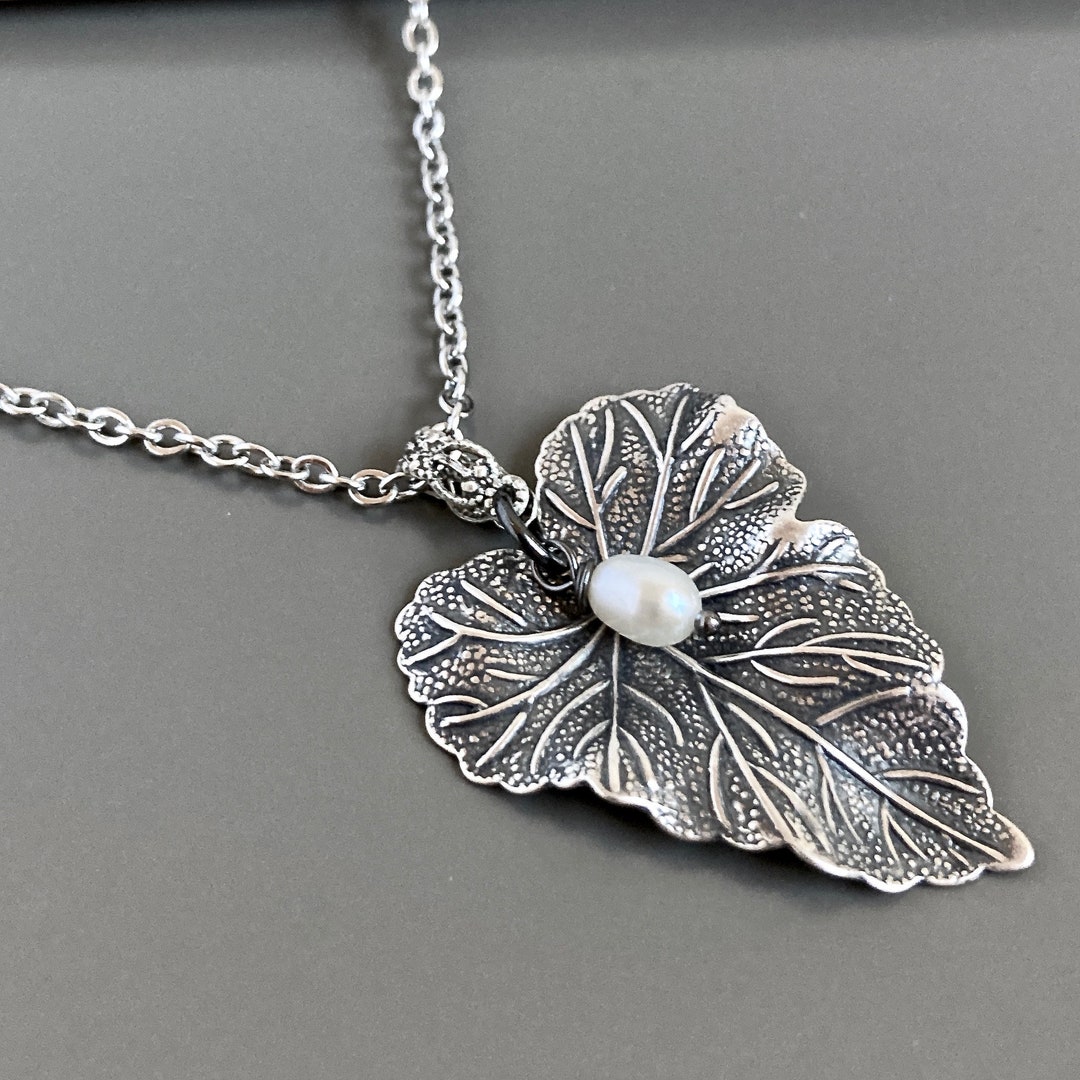 Silver Leaf Necklace - Pearl, Leaf Jewelry, Garden Jewelry, Nature ...