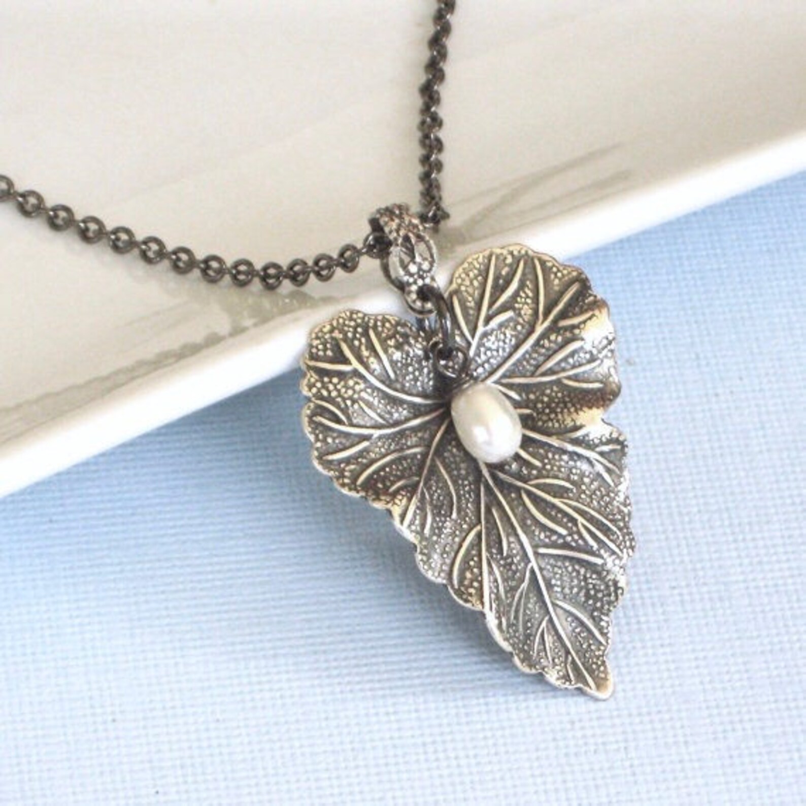 Silver Leaf Necklace - Pearl, Leaf Jewelry, Garden Jewelry, Nature ...