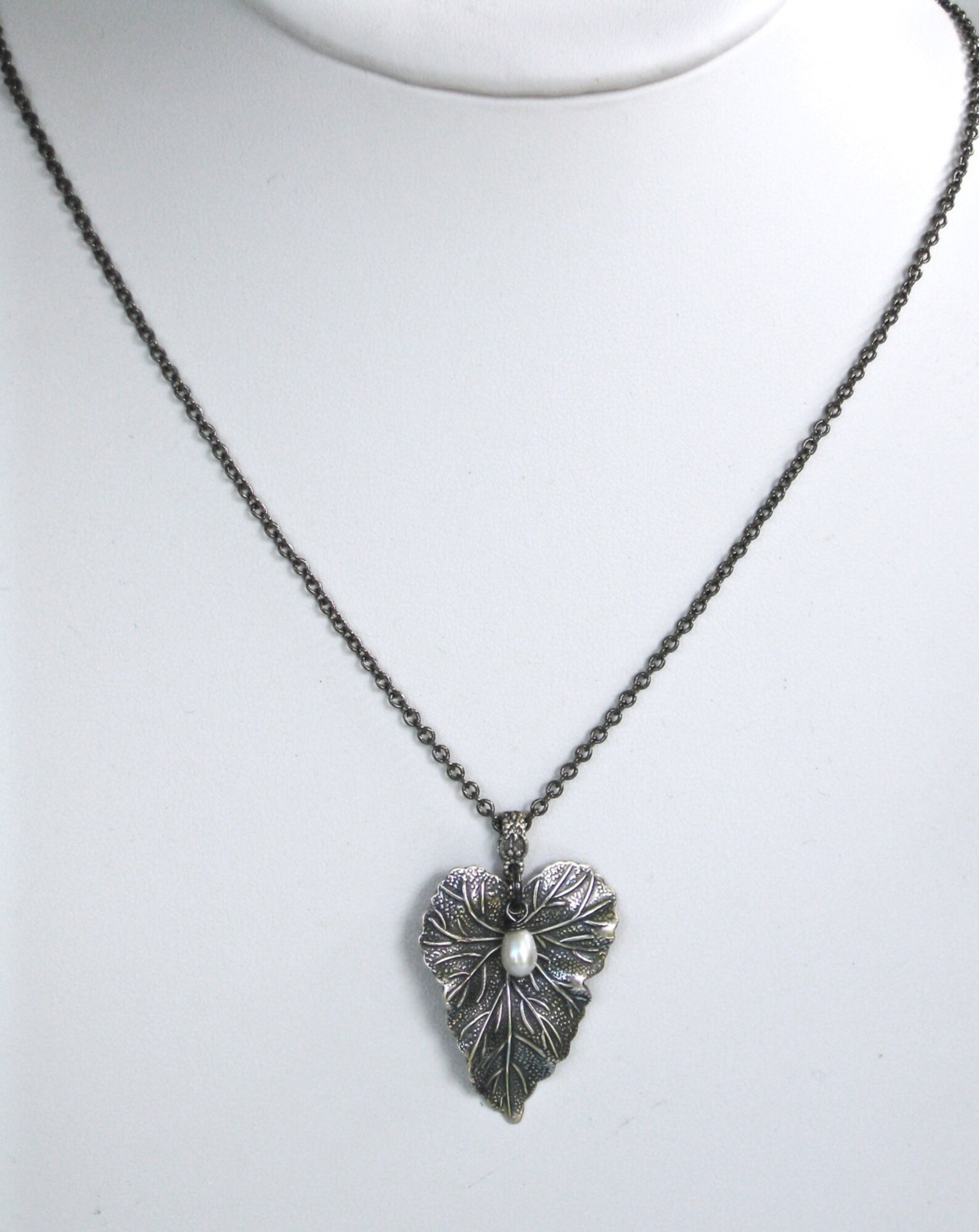 Silver Leaf Necklace - Pearl, Leaf Jewelry, Garden Jewelry, Nature ...