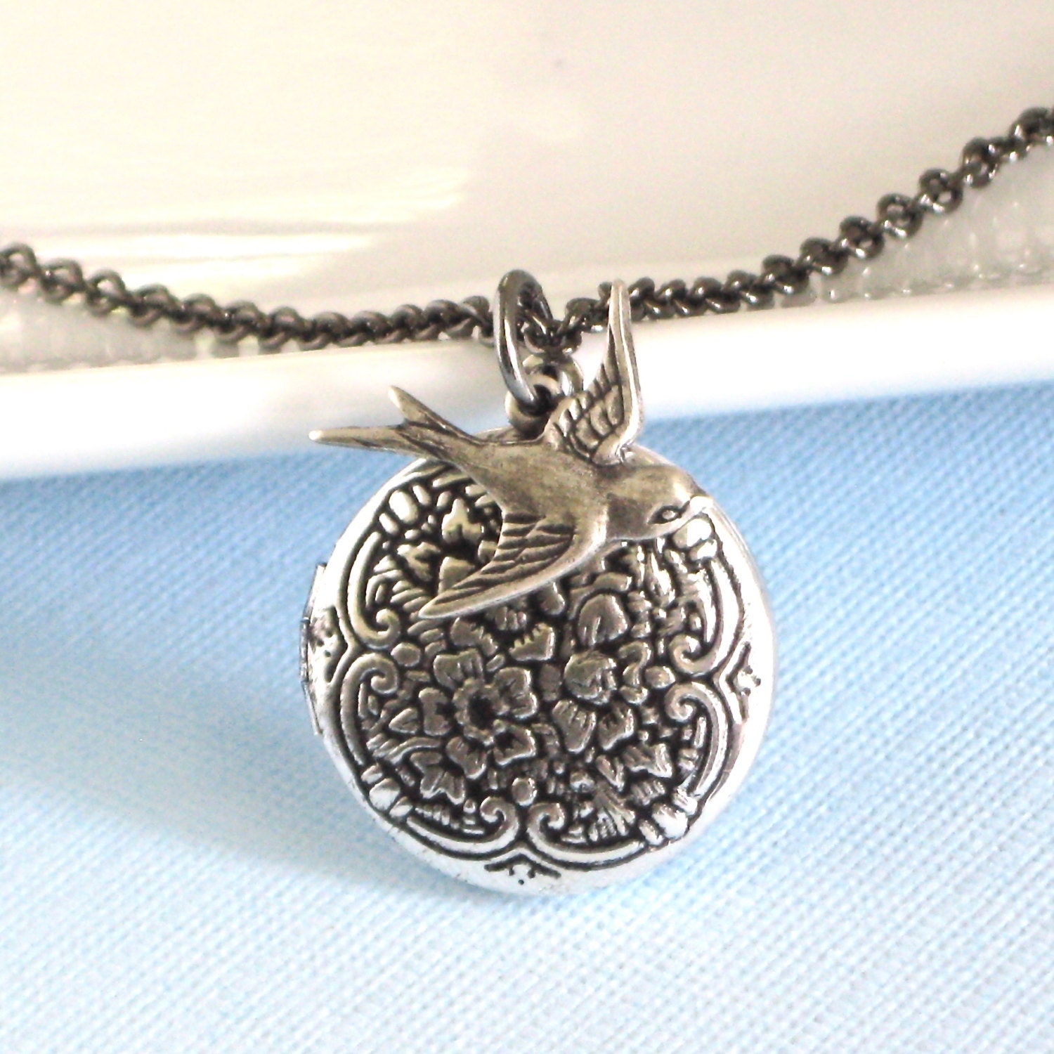 Small Silver Bird Locket Necklace Bird Jewelry Nature | Etsy