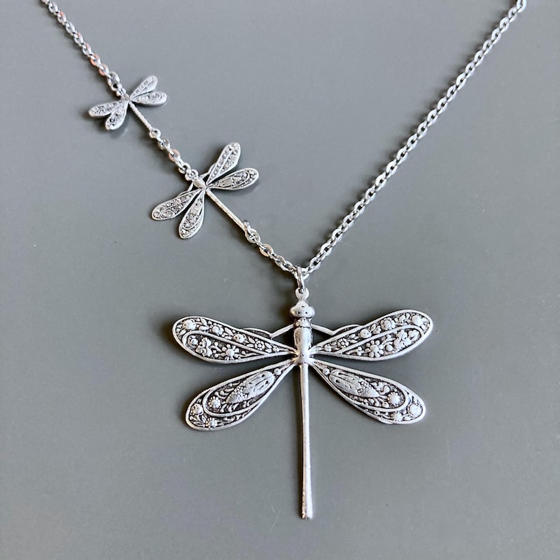 Dragonfly Gifts - 60+ Gift Ideas for 2024