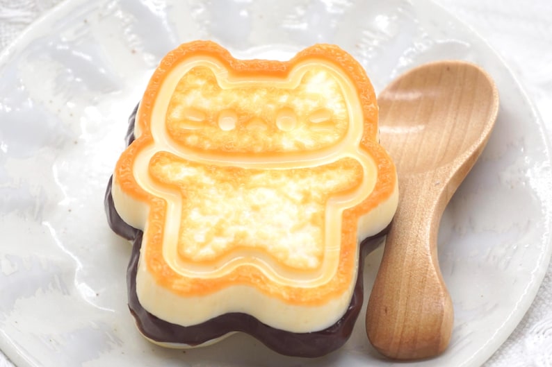 Kitty Sandwich Silicone Squishy: Kawaii Stress Relief Toy (~130g) - Etsy