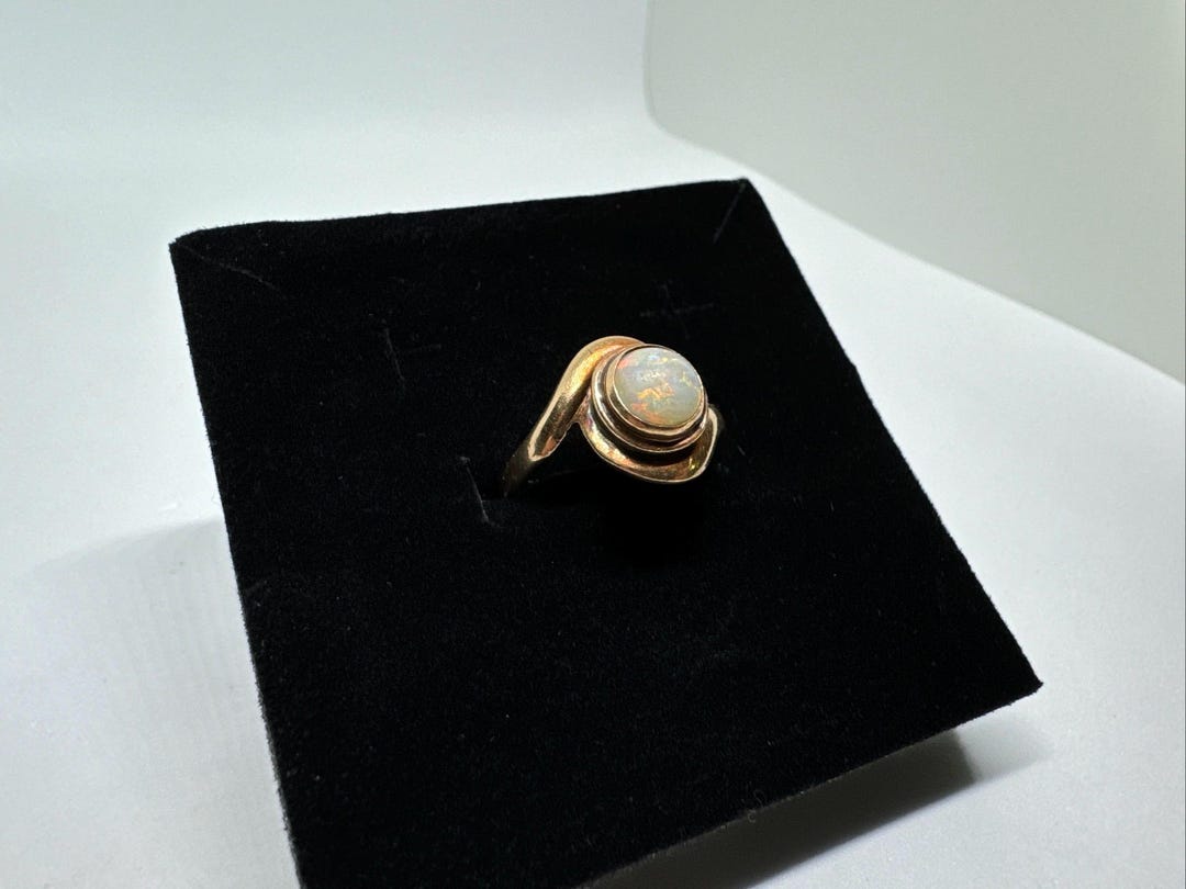 VTG 10K Yellow Gold Art Deco Opel Ring Sz 6.25 Church & Co Twist ...