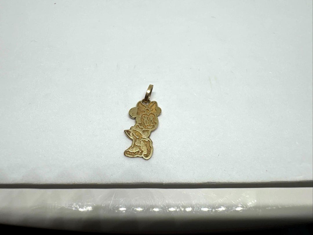 Authentic Disney 10K Yellow Gold Carved Textured Minnie Mouse Charm ...