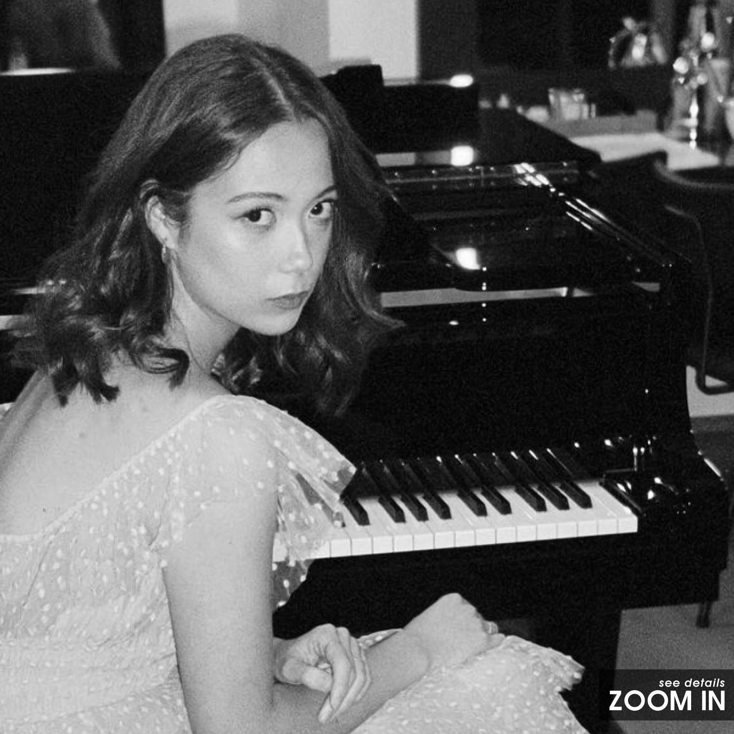 Laufey Posters / Laufey Black and White Poster / Bewitched Poster ...