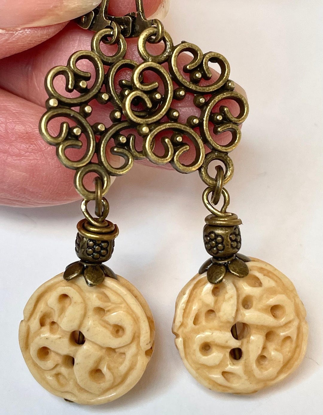 Vintage Chinese Carved BONE KNOT Bead Dangle Earrings,antiqued Brass ...