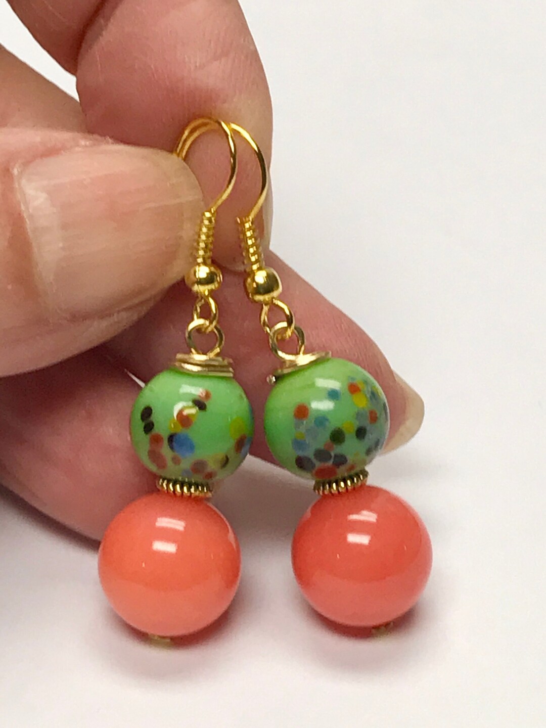 Vintage RARE CORAL CHALCEDONY Bead Dangle Drop Earrings, Vintage Lime ...