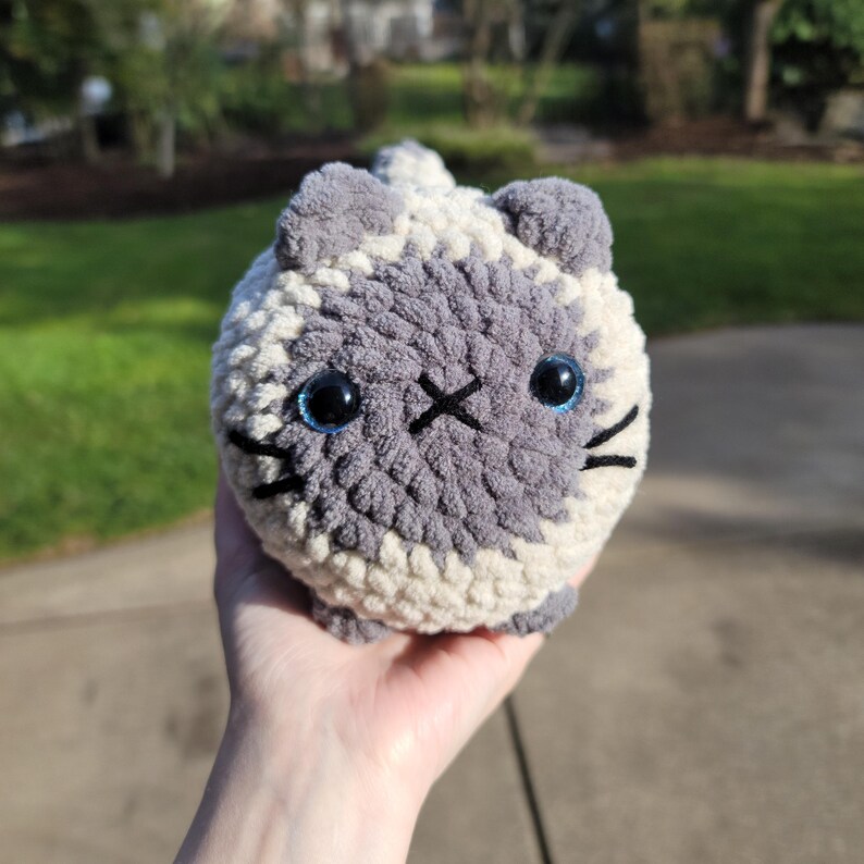 Crochet Loaf Cat Plushies, Cute Amigurumi, Handmade Stuffed Animals - Etsy