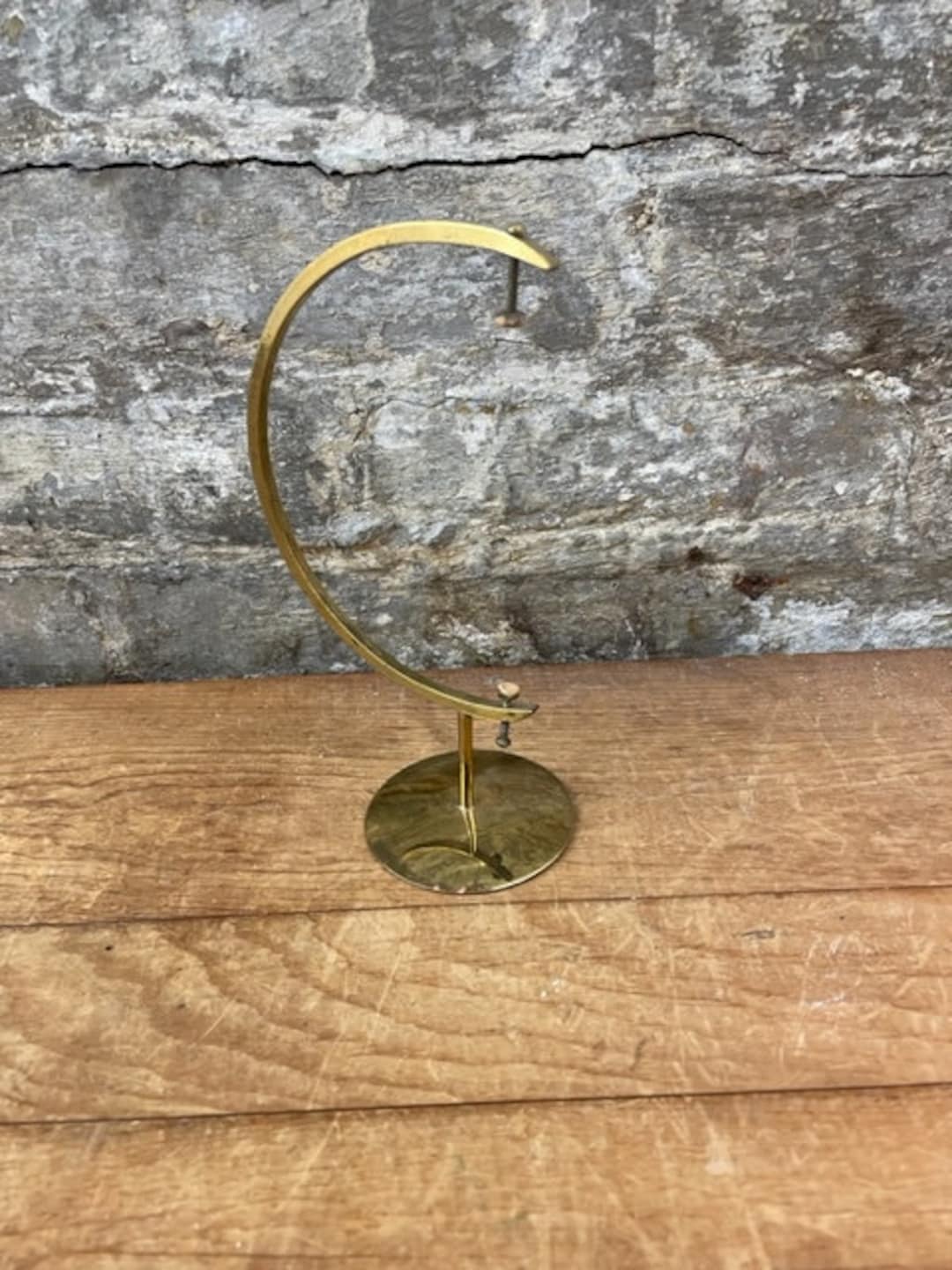 Stone Crystal Gem Fossil Display Stand - Etsy