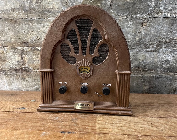 Windsor Miniature 1932 Reproduction Radio AM / FM Model 2136 - Etsy