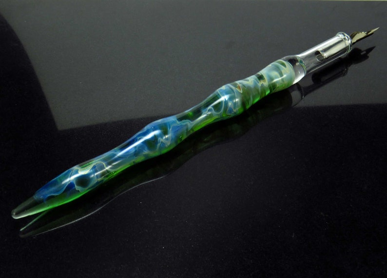 Glass Dip Pen in Vivid Green Glass Fountain Pen Drawing & - Etsy