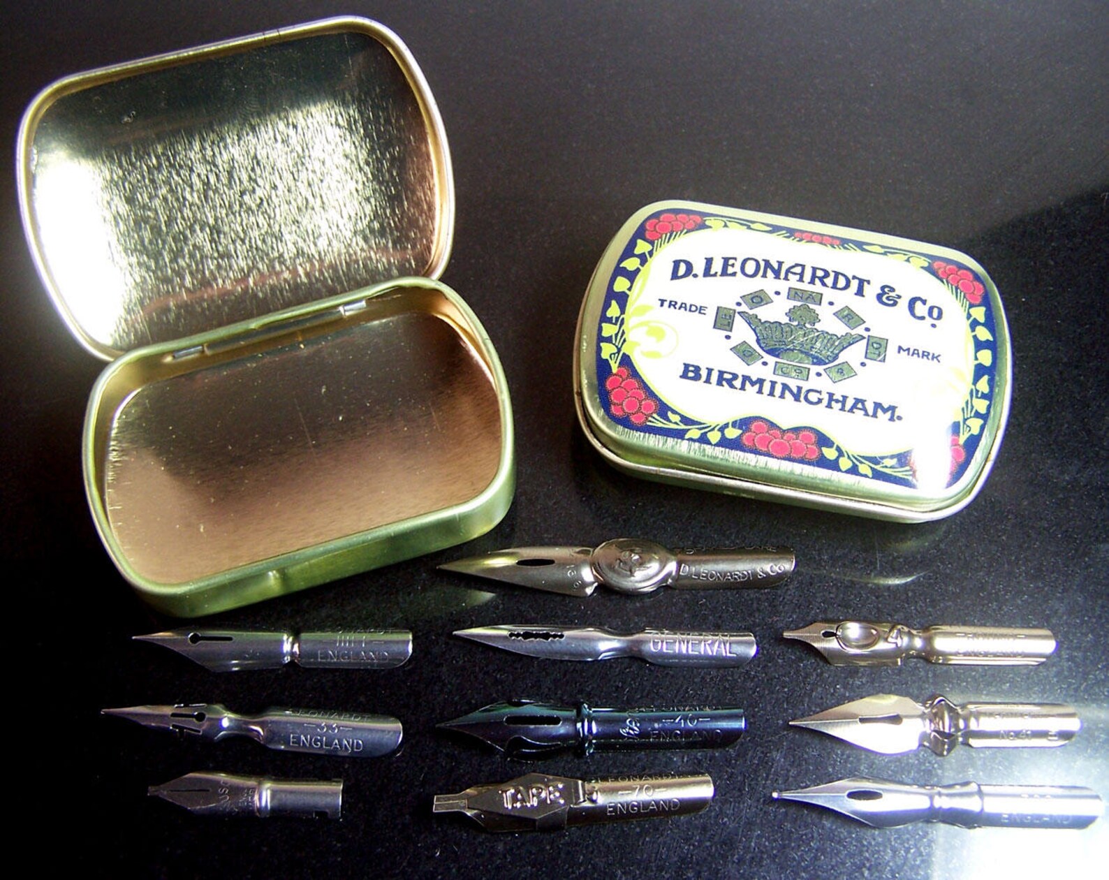 Glass Dip Pen in Vivid Green Glass Fountain Pen Drawing & - Etsy